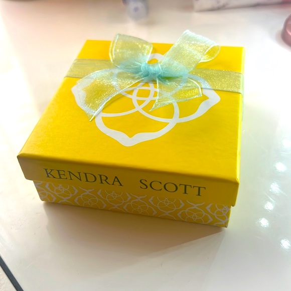 Kendra Scott | Jewelry | Gold Light Blue Kendra Scott Necklace Never ...
